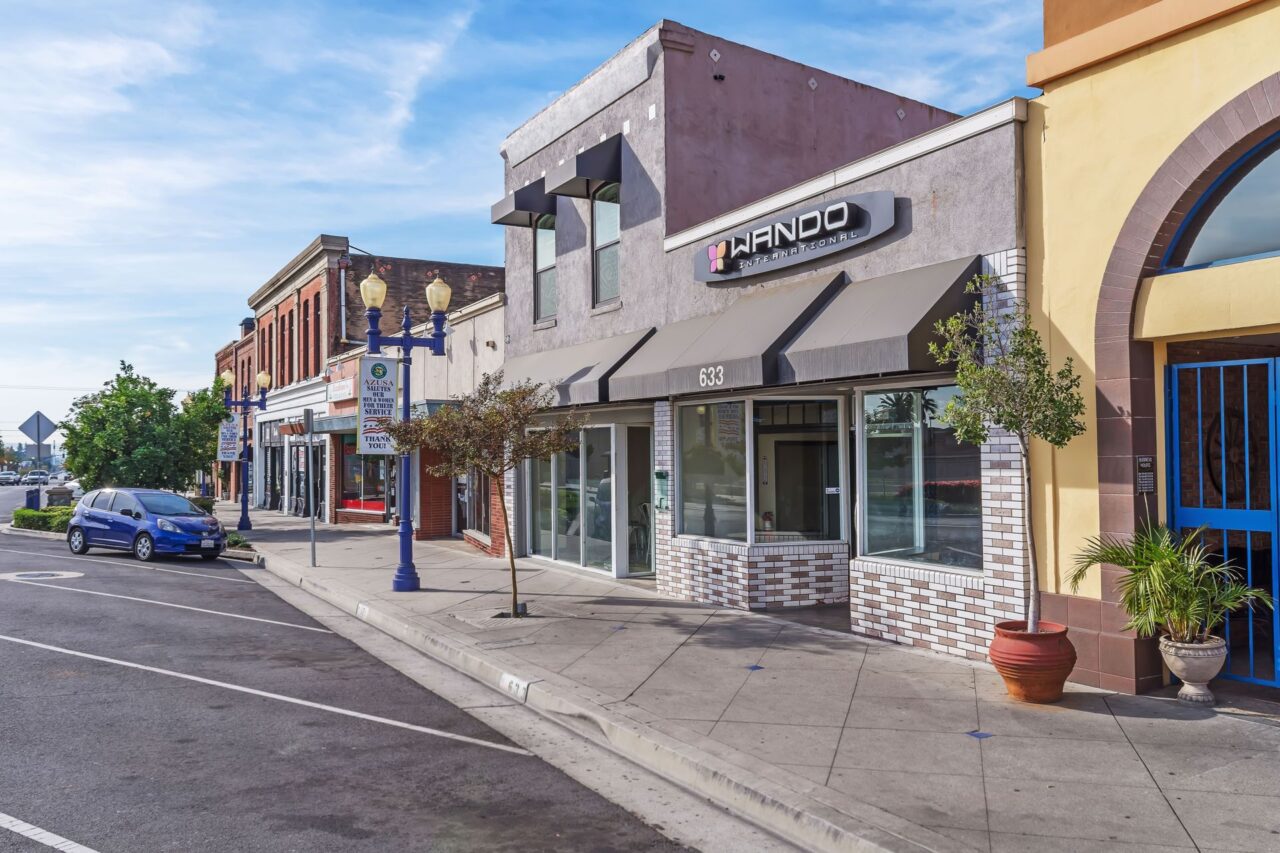 Azusa | WALKINTOUR